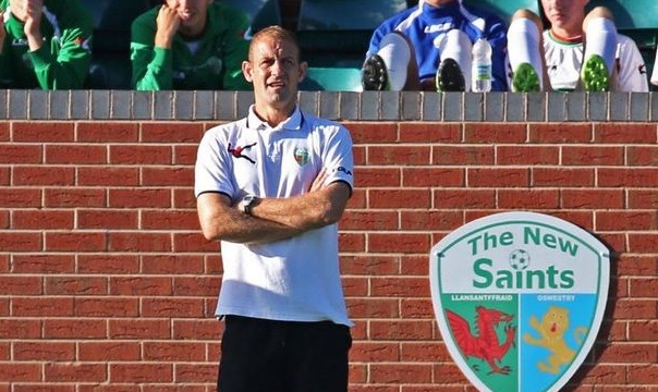 Steve Evans is appointed manager of Colwyn Bay - Grassroots North Wales ...