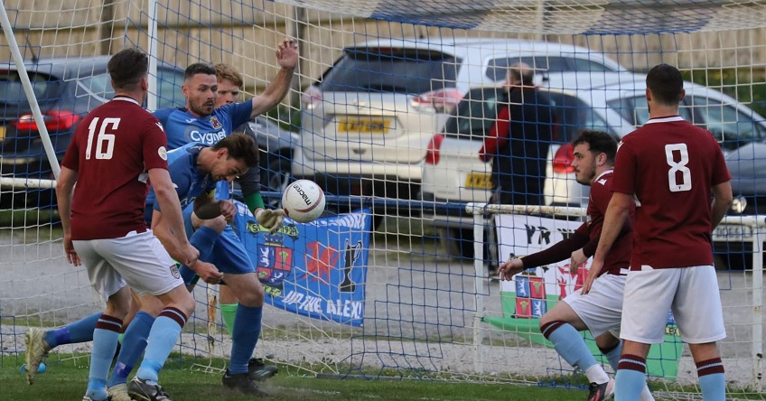 Ardal Northern - Mold Alex stay on course for West title, Chirk AAA ...