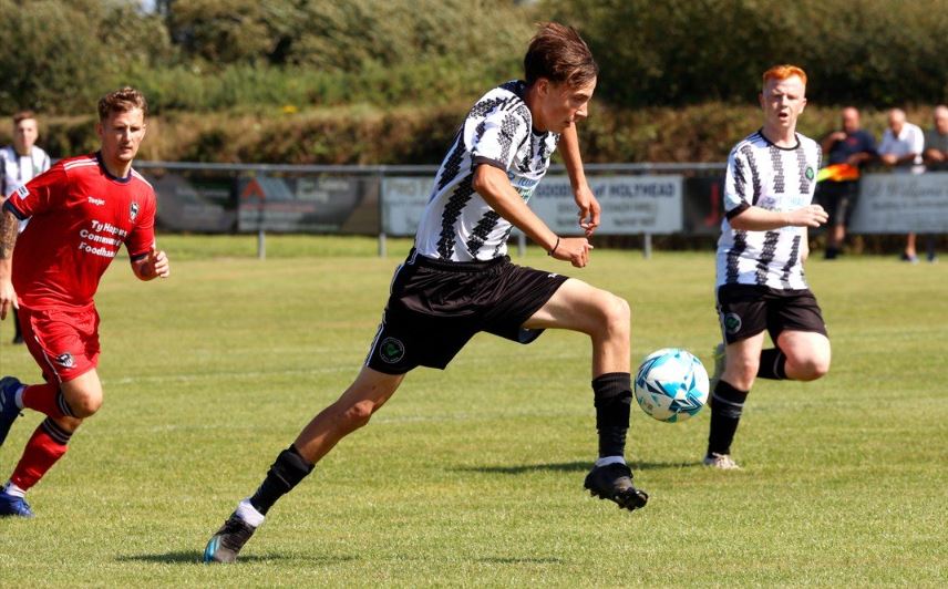 Bob Brodie Trophy - Asa first to 20 mark but Connor is performing ...