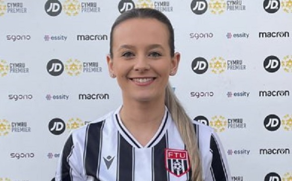 Meet Jennifer Haynes - she is so loving life with Flint Town United ...
