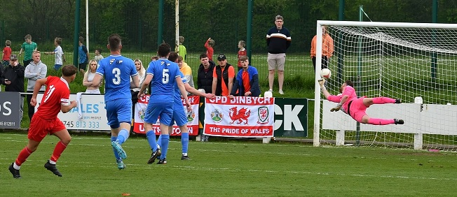 Denbigh Town just ONE point from Ardal North West title - Grassroots ...