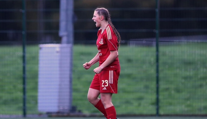 Sixteen-year-old Phoebe Ellis is making a huge impact at one of North ...