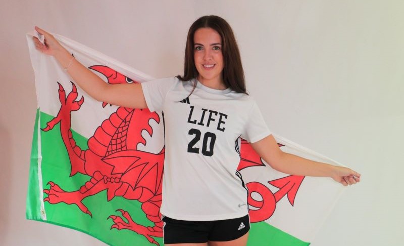Sienna shines in the spotlight Stateside! - Grassroots North Wales ...