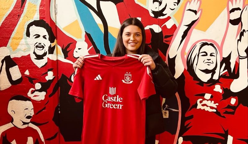 Nomads manager Parry believes new signing Ella Jones is perfect fit for ...