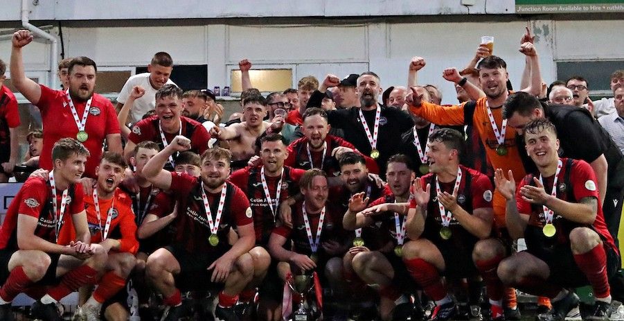 Da iawn Porthmadog! Promotion play-off glory for Chris Jones' heroes ...